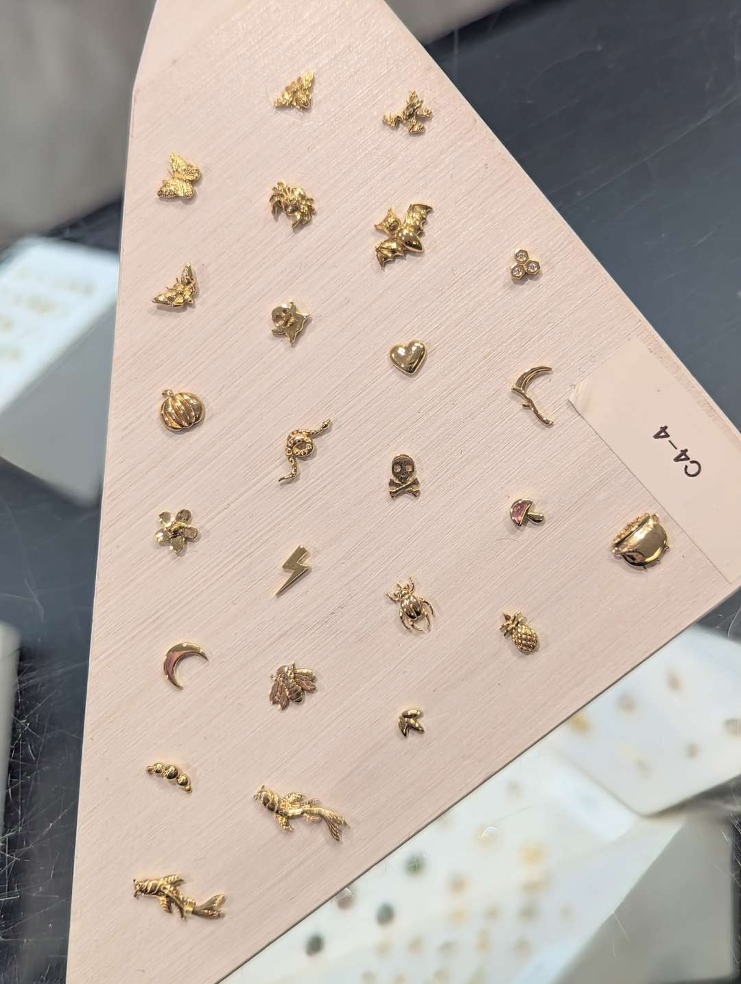 Display Block: C4-04 – Tacoma's Best Piercing